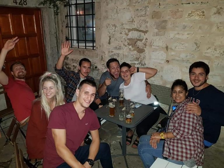 How to Make Friends in a Hostel - Tips From a Backpacker