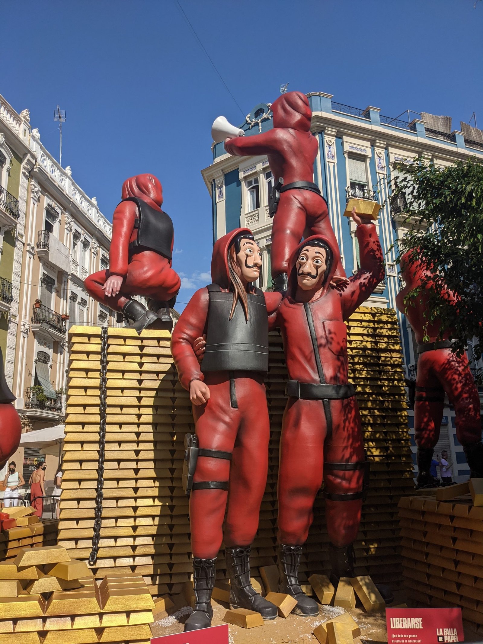 Las Fallas Valencia: A Survival Guide to Las Fallas for First-Timers