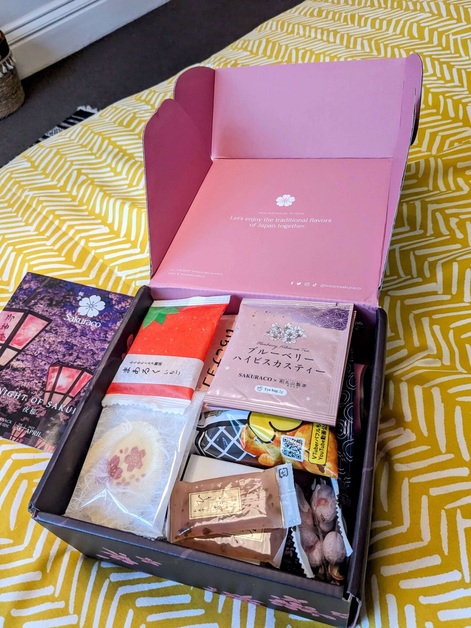 Are Sakuraco Boxes Worth It? | Sakuraco Review - Travelling Jezebel Are ...